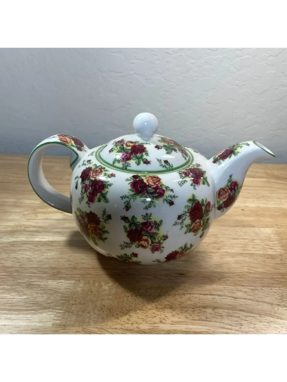 Vintage | Dining | Vintage Royal Albert Old Country Roses Fine China ...
